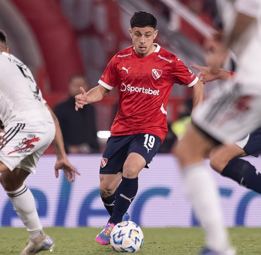 Lucas Román está cerca de dejar Independiente