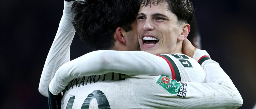 Garnacho rescató a Chelsea en EFL Cup