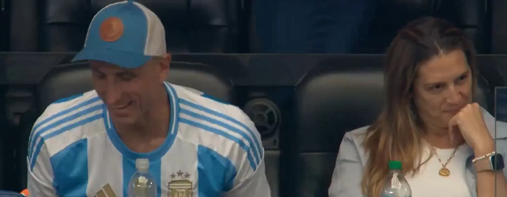 Manu Ginóbili dice presente en Dallas para ver a Argentina